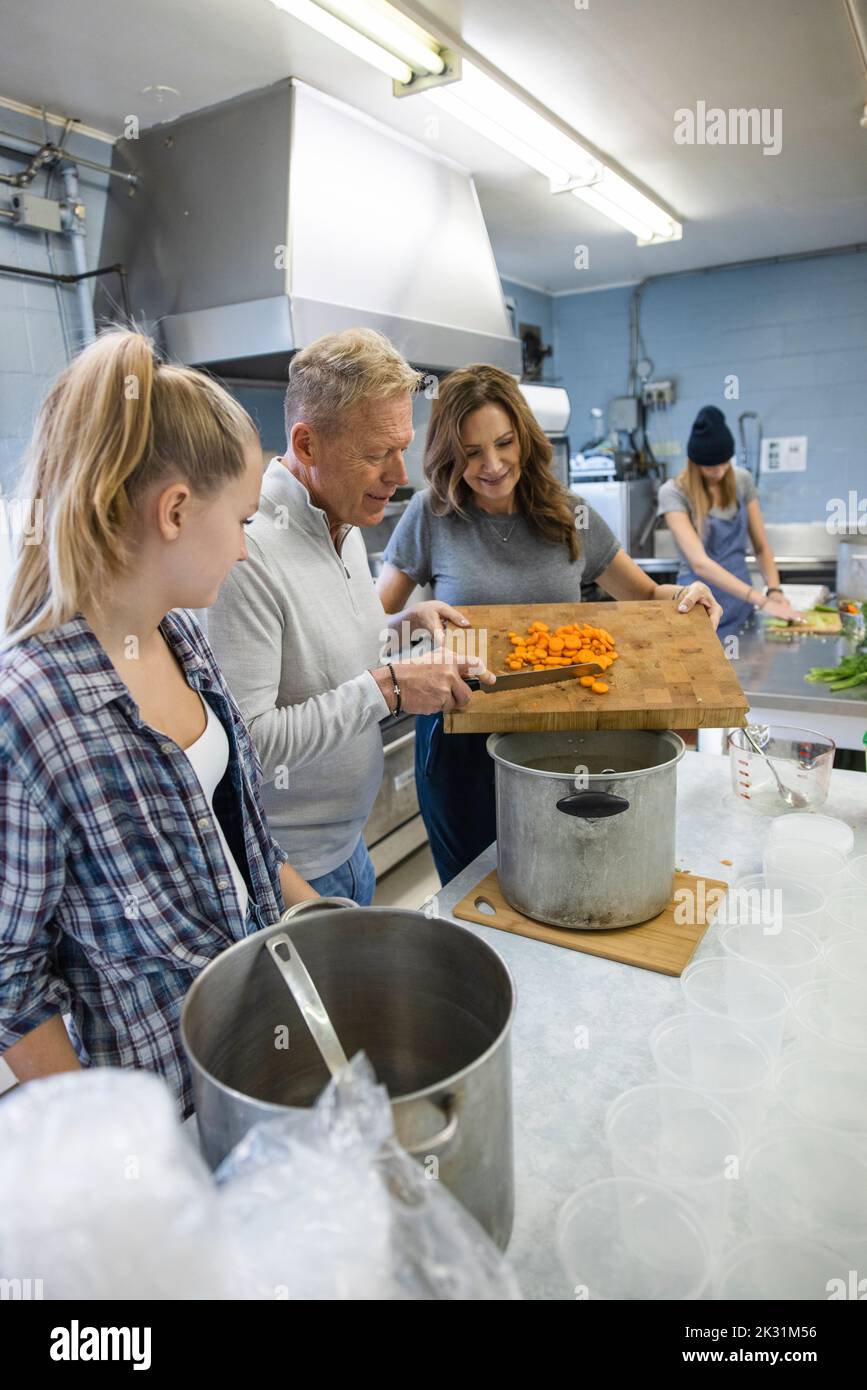 Teenage cook soup hi-res stock photography and images - Alamy