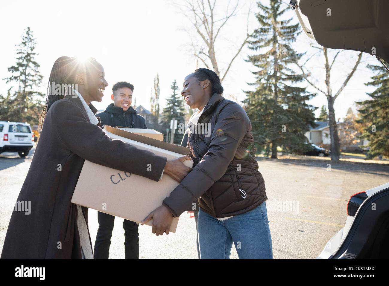 Car donation charity hi-res stock photography and images - Alamy