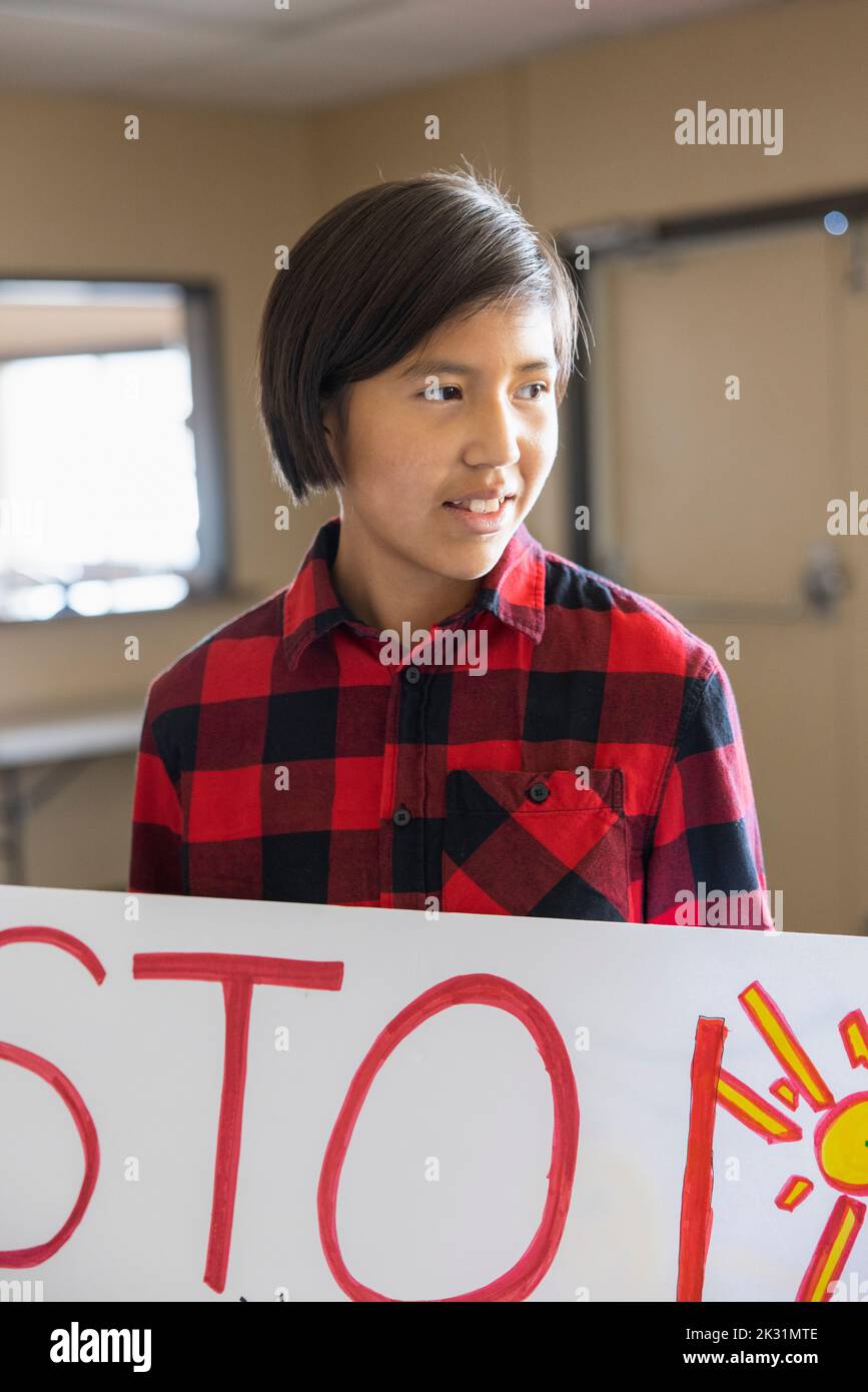 Teen climate activist hi-res stock photography and images - Alamy