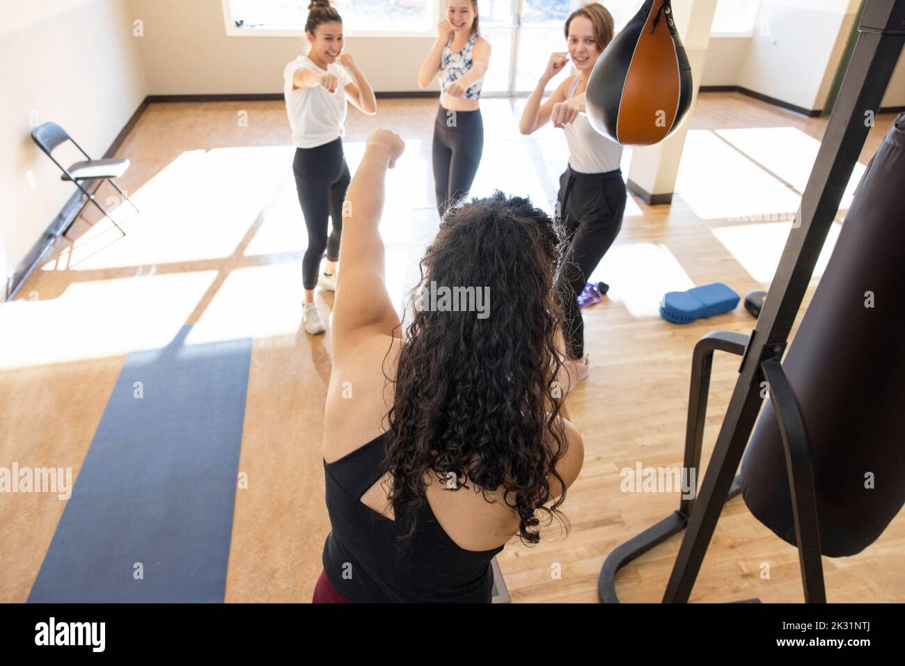 Learning technique hi-res stock photography and images - Alamy