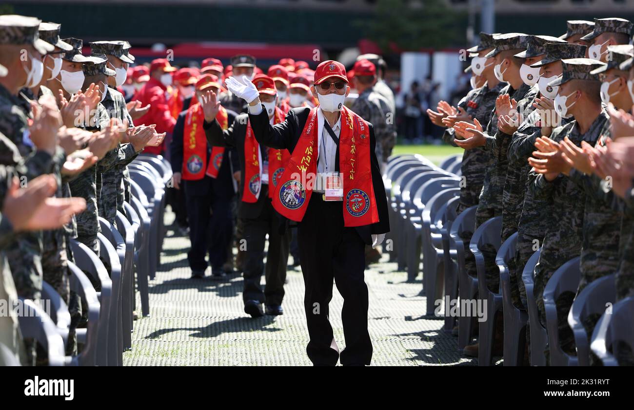 24th Sep, 2022. Anniversary of recapture of Seoul Korean War veterans ...