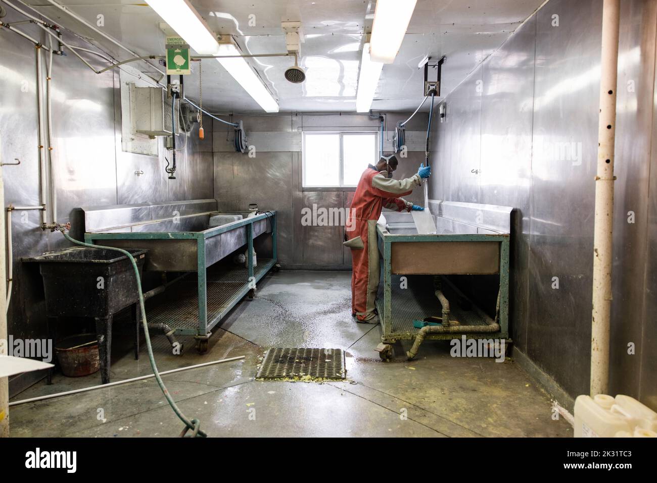 Pressure wash mask hi-res stock photography and images - Alamy