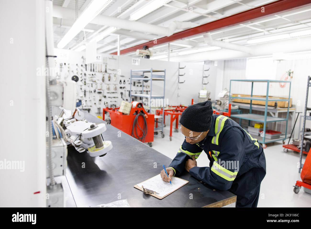 Check list engineer hi-res stock photography and images - Alamy