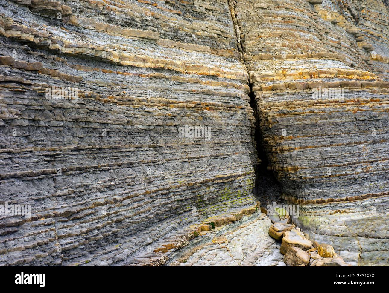 Fossil layers ground surface hi-res stock photography and images - Alamy