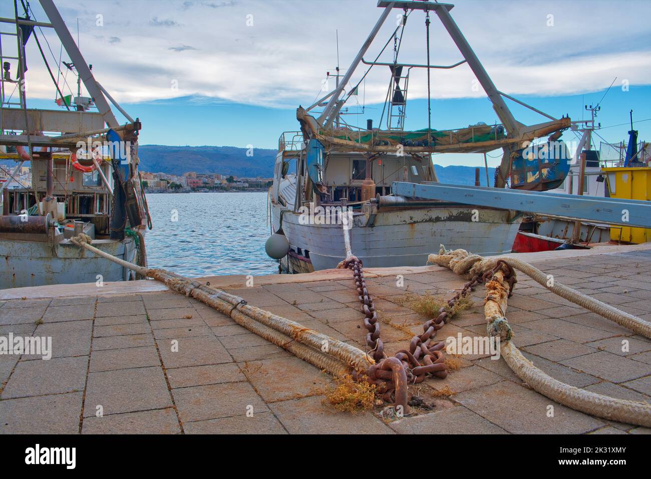 An aerial view of parked boats in port of Manfredonia Stock Photo - Alamy
