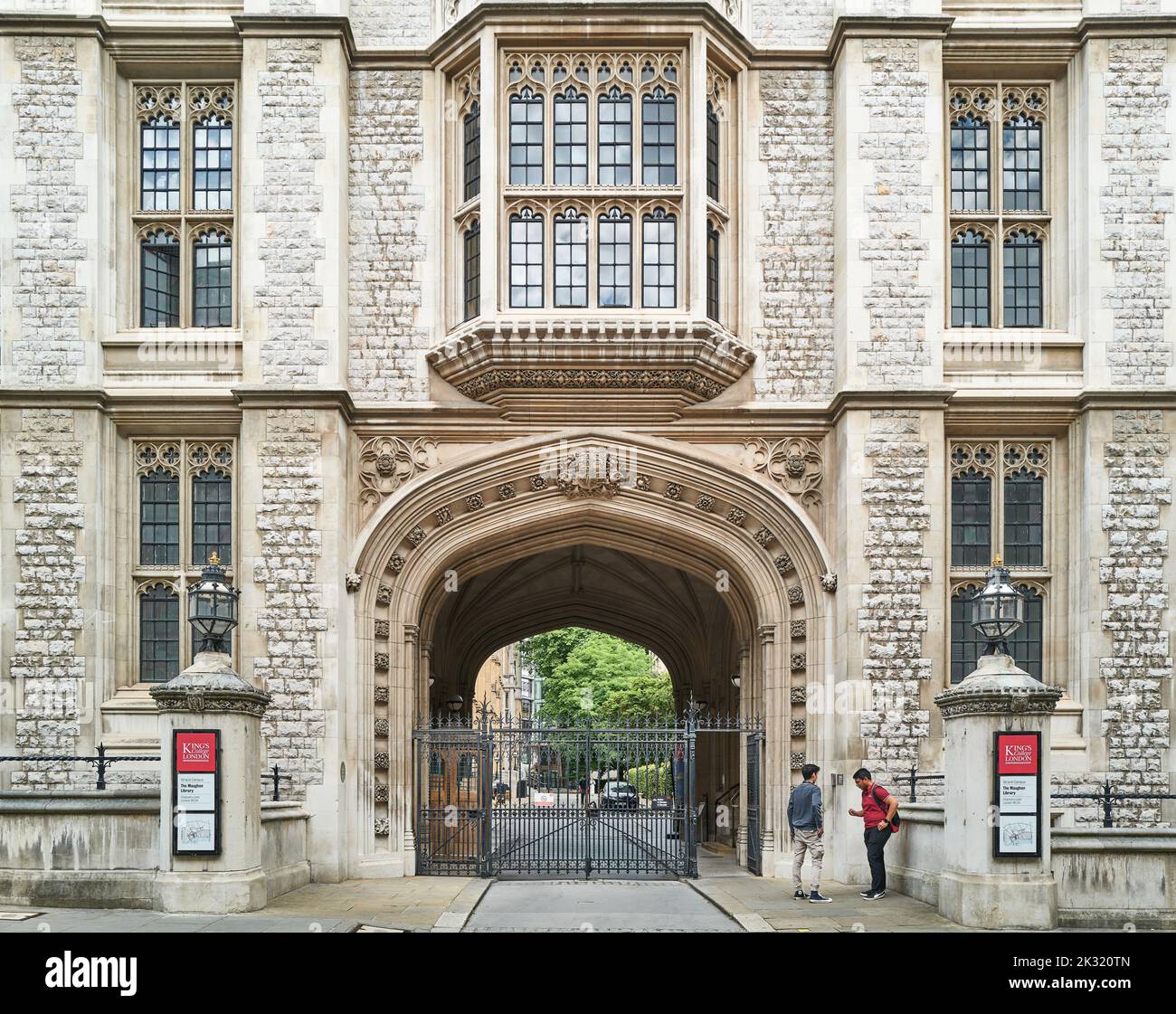 The maughan library kings college strand campus university of l hi-res ...