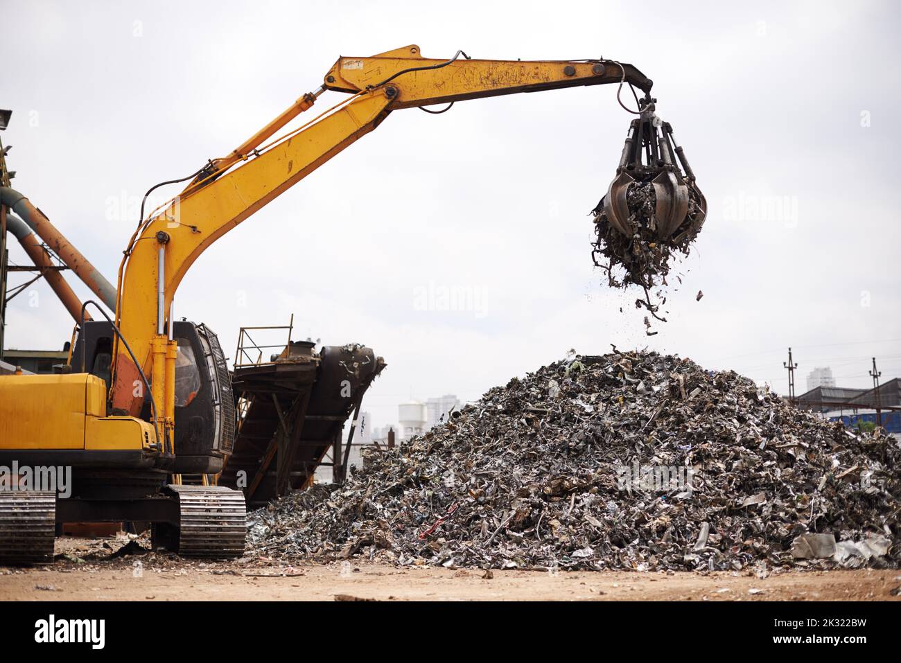 Garbage dumpsite hi-res stock photography and images - Alamy