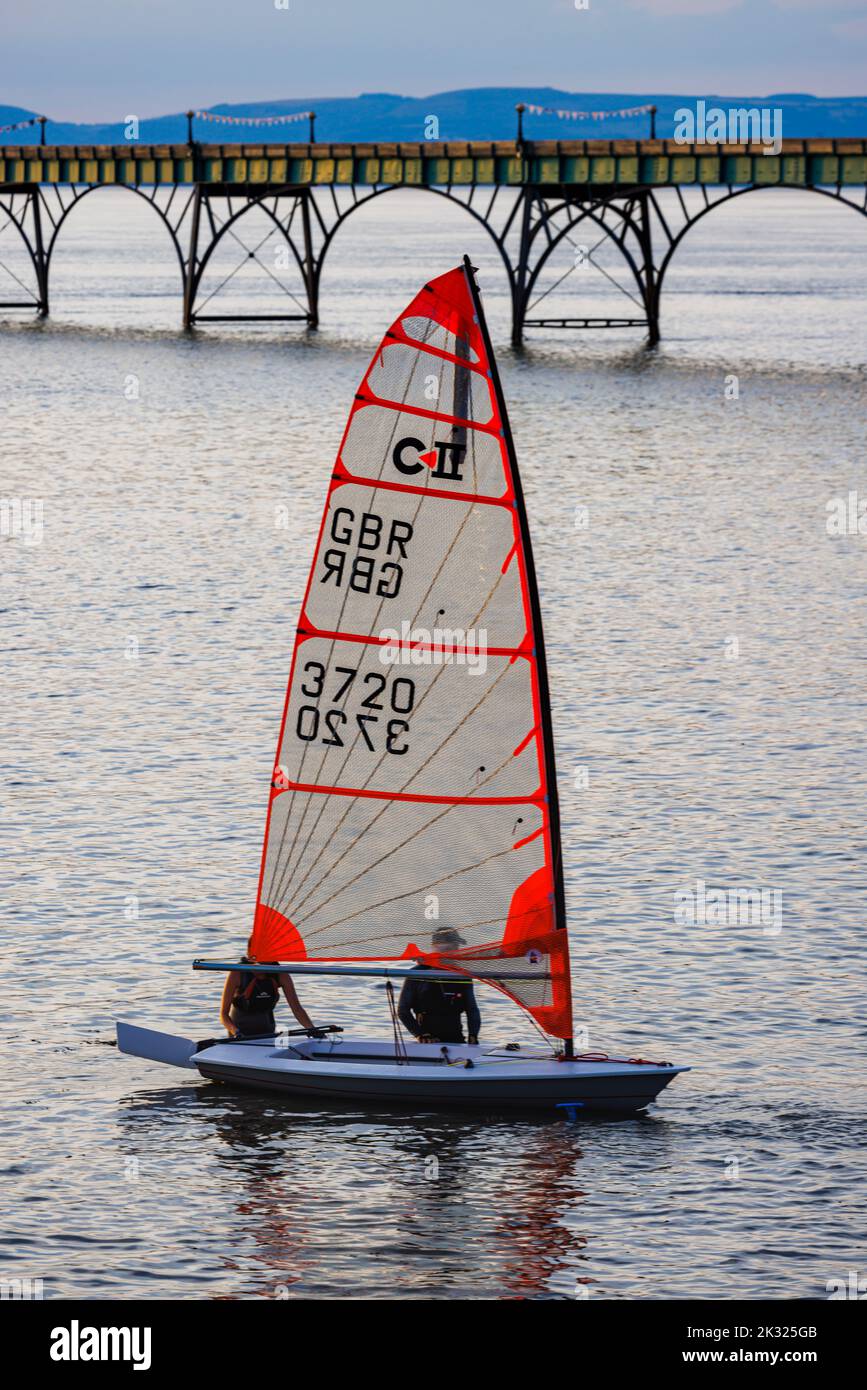Evening sailing hi-res stock photography and images - Alamy