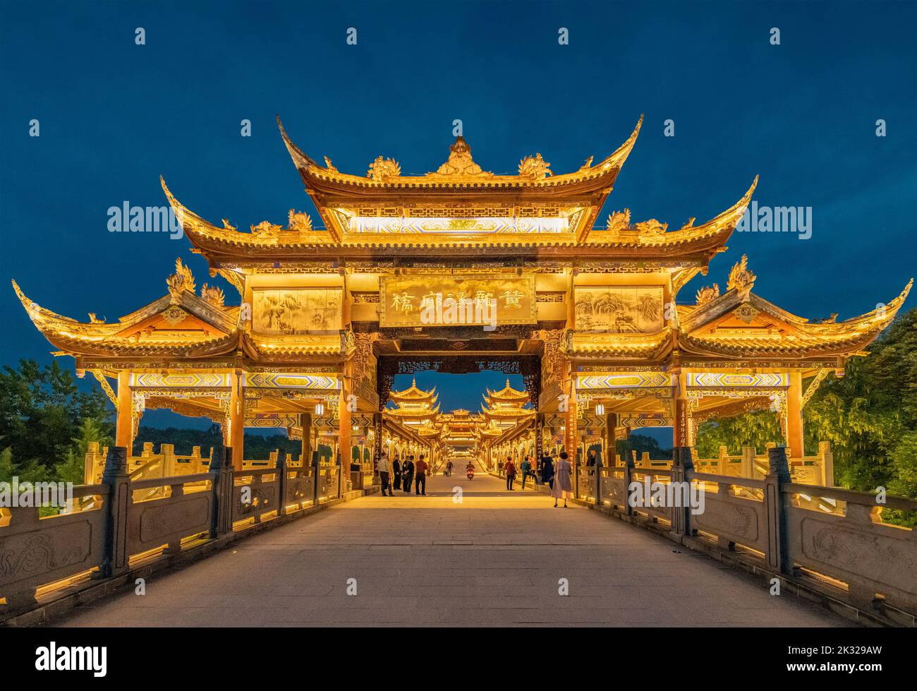 Night view of Huanglongxi Covered Bridge, Huanglongxi ancient town ...