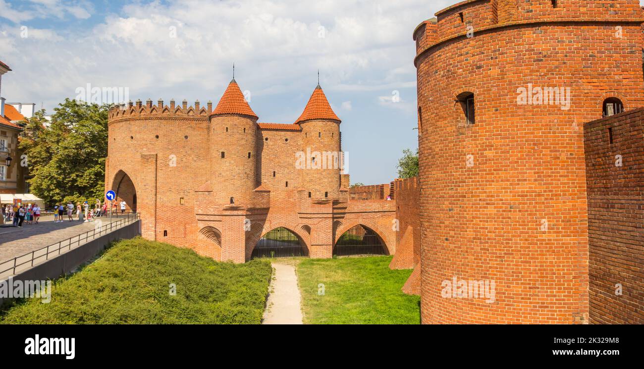 Red brick city fortification hi-res stock photography and images - Alamy