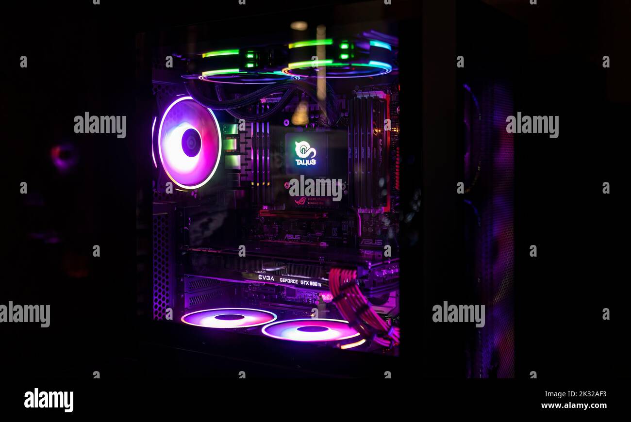 Los Angeles, United States 24 september 2022: Colorful bright led rgb ...