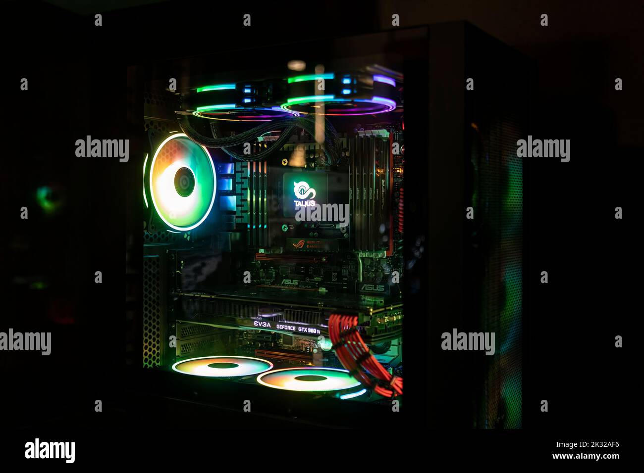 Los Angeles, United States 24 september 2022: Colorful bright led rgb ...