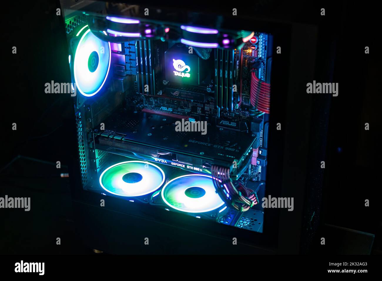 Los Angeles, United States 24 september 2022: Gaming workstation battle ...