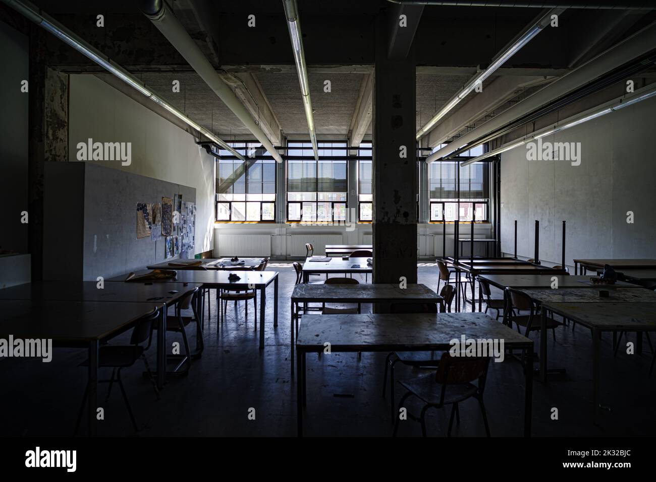 old classroom interior Stock Photo - Alamy