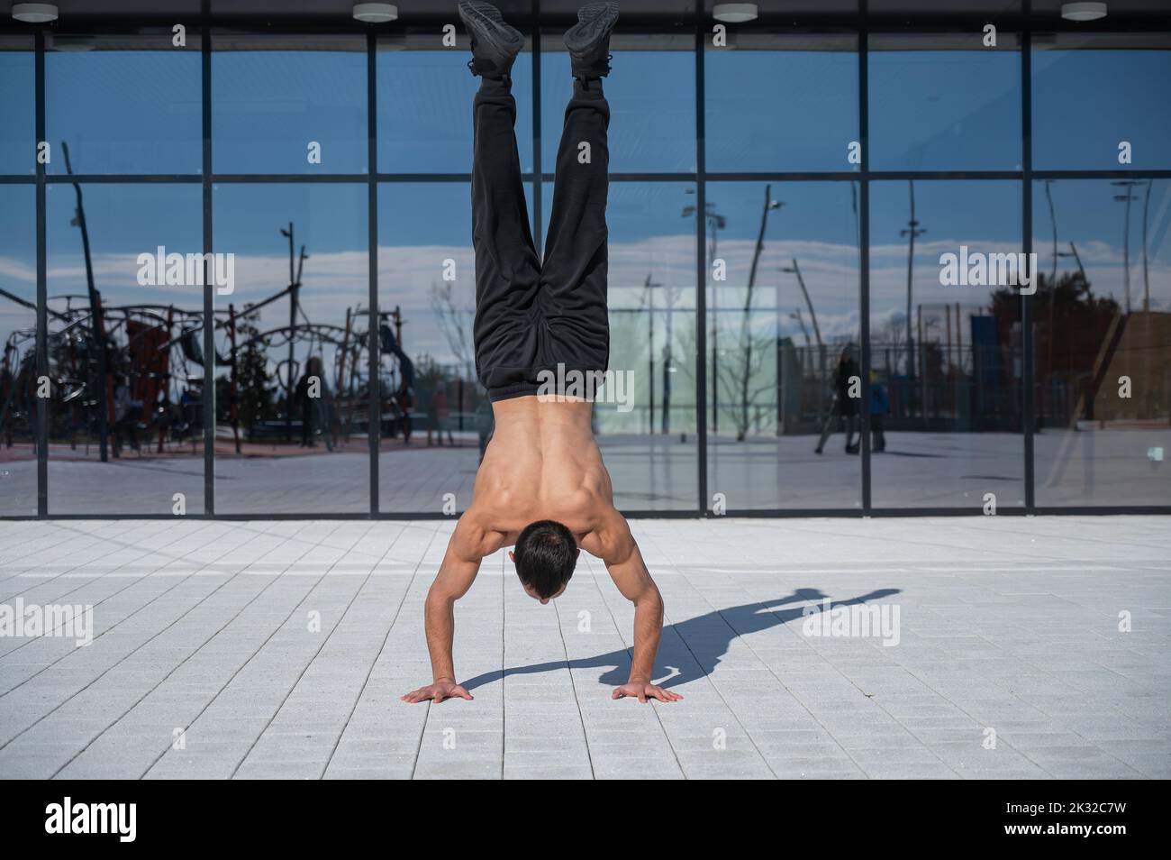 Athlete doing handstand push hi-res stock photography and images - Alamy