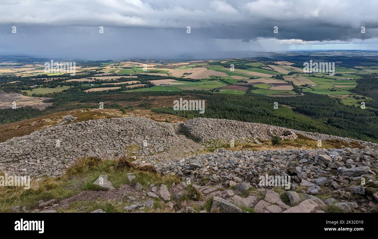 Bennachie hill top hi-res stock photography and images - Alamy
