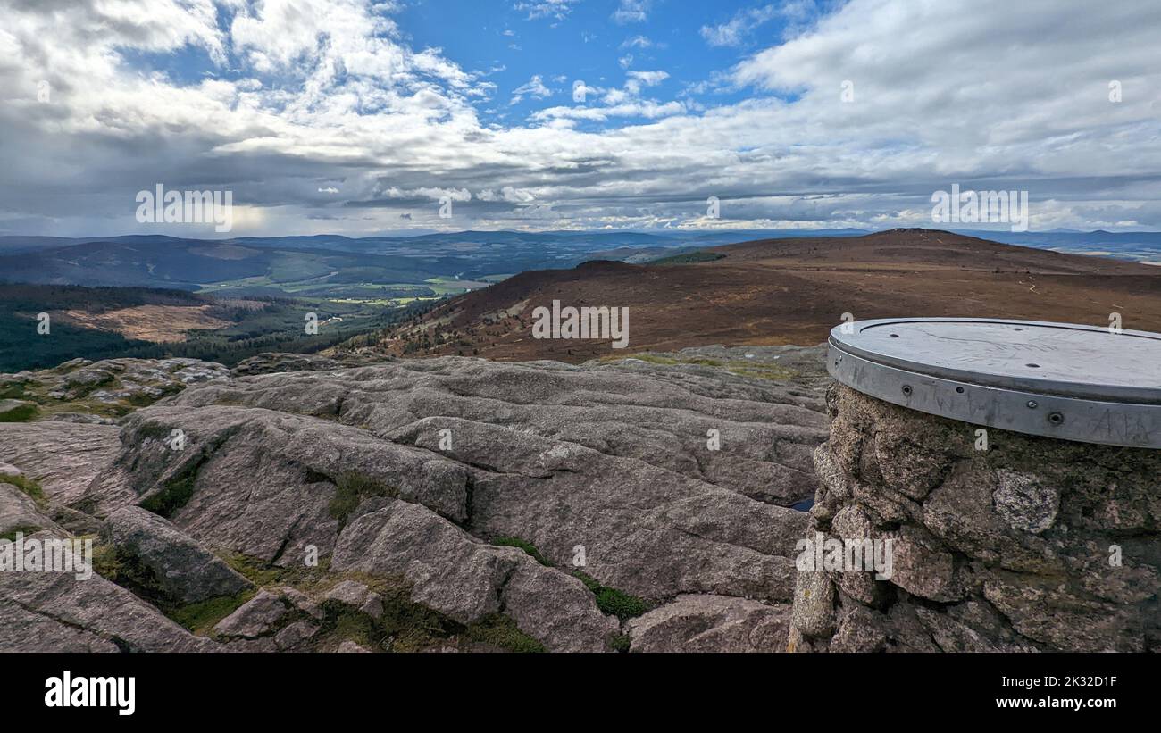 Bennachie hill top hi-res stock photography and images - Alamy