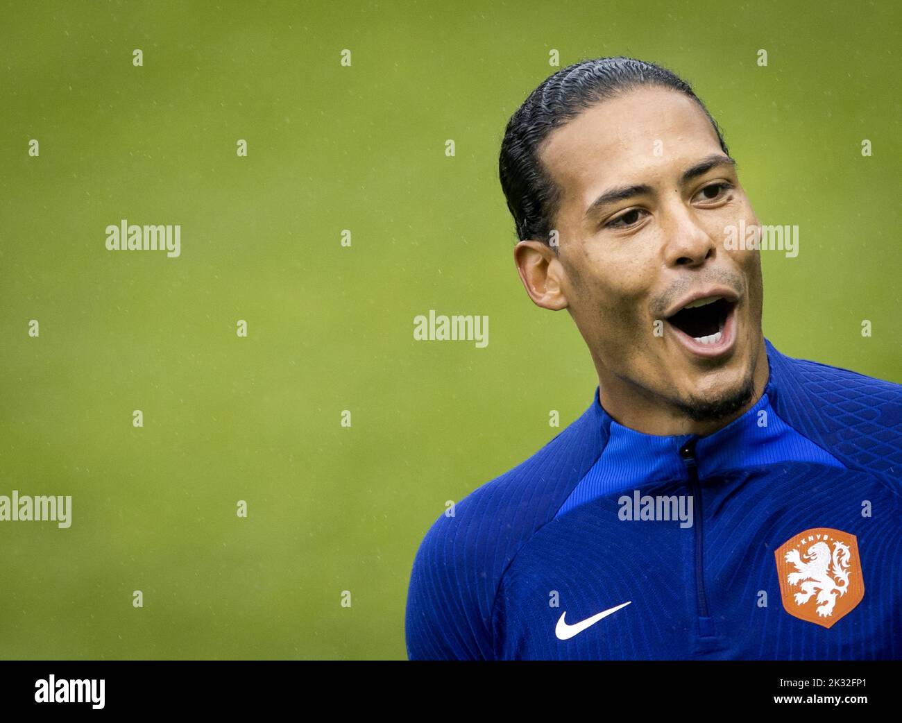 Dutch footballer virgil van dijk hi-res stock photography and images ...