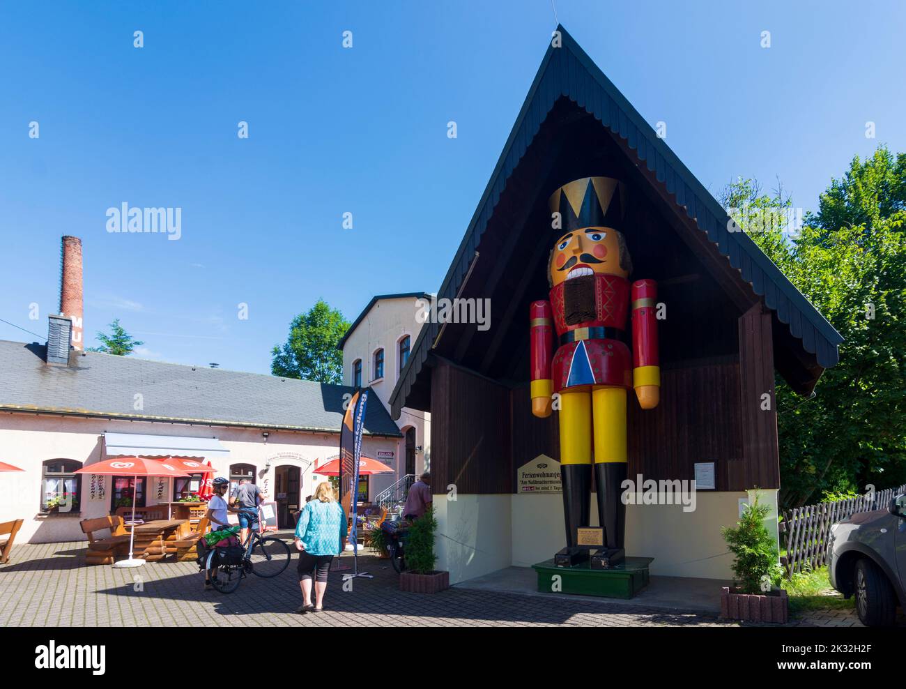 Neuhausen (Erzgebirge): Nussknackermuseum (Nutcracker Museum), the ...