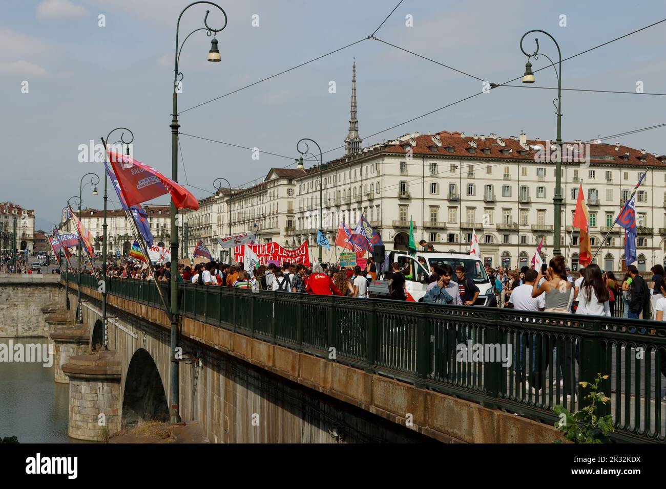 Environmental issue demonstration hi-res stock photography and images ...