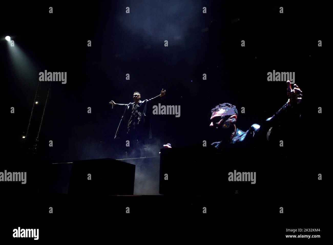 Palazzo dello sport in rome hi-res stock photography and images - Alamy