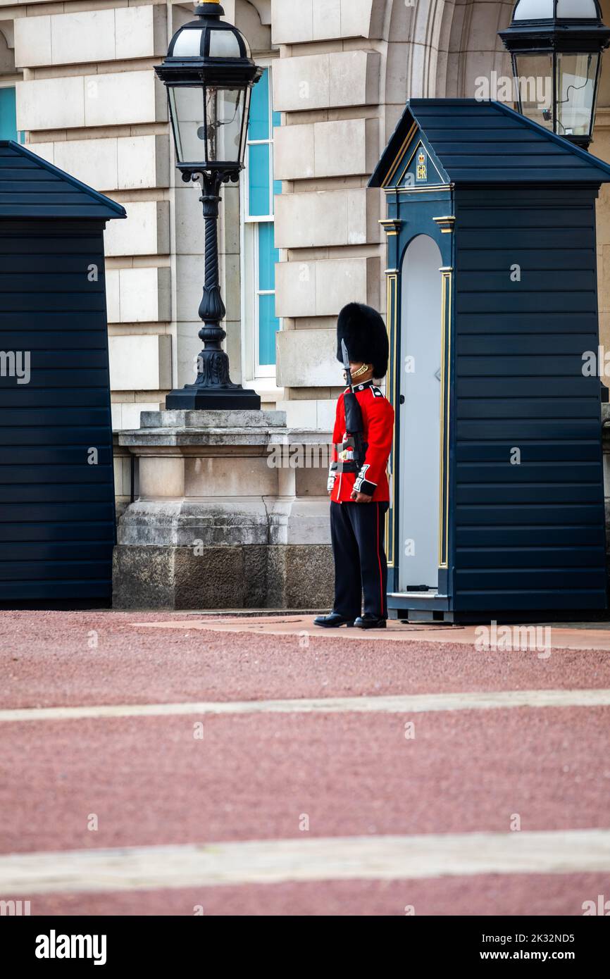 Guards on duty In London after the death of Her Majesty Queen Elizabeth ...