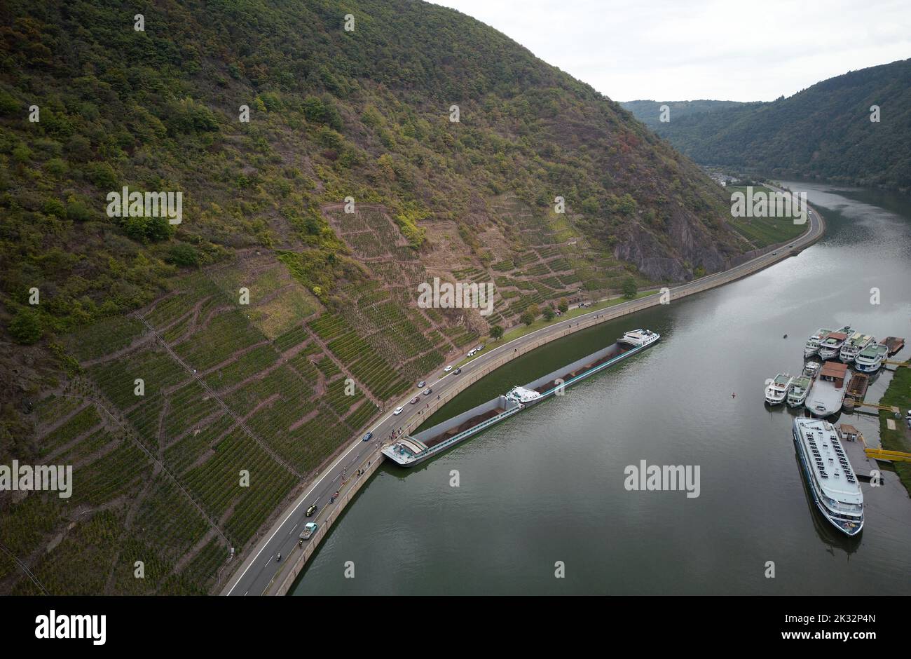 Briedern, Germany. 24th Sep, 2022. After the collision of a hotel ship ...