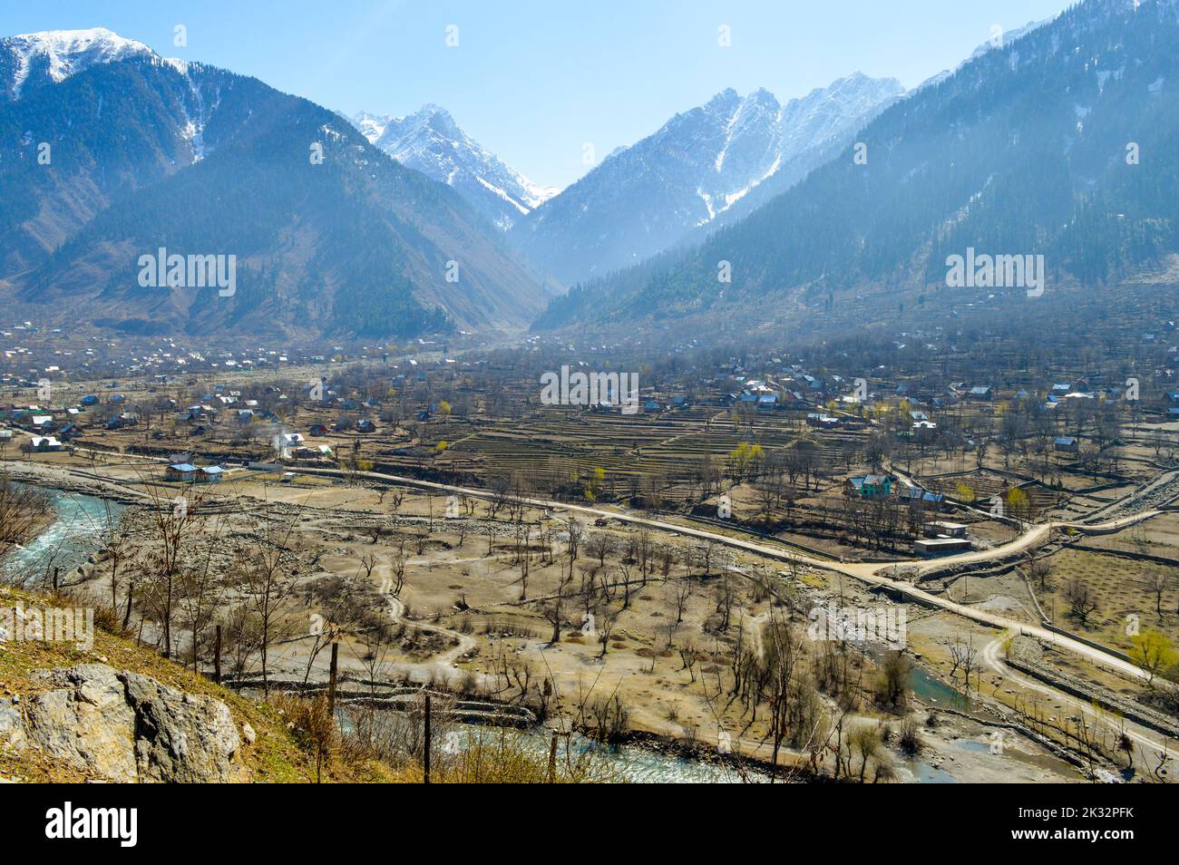 Gulmarg hi-res stock photography and images - Alamy