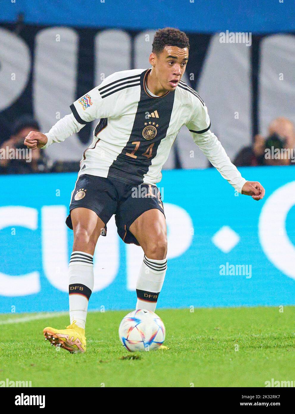 Jamal musiala body hi-res stock photography and images - Alamy