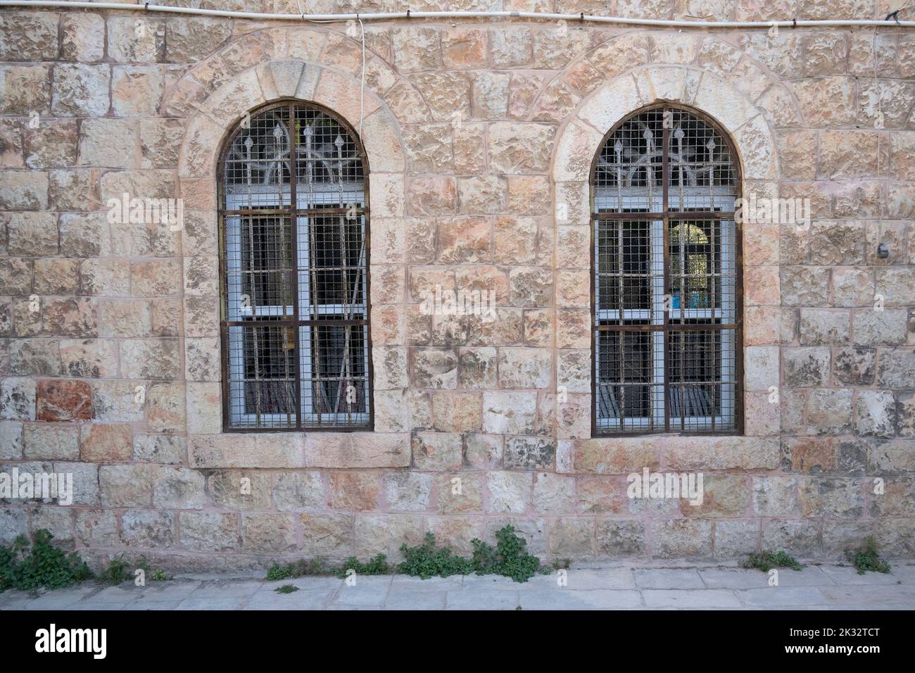 Typical stone house jerusalem architecture hi-res stock photography and ...