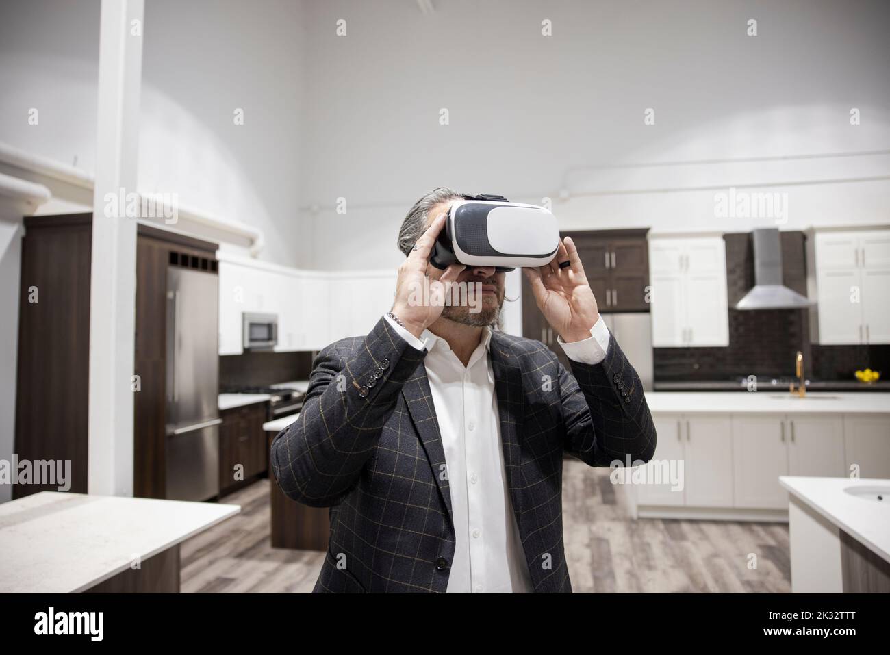 Kitchen wear hi-res stock photography and images - Alamy