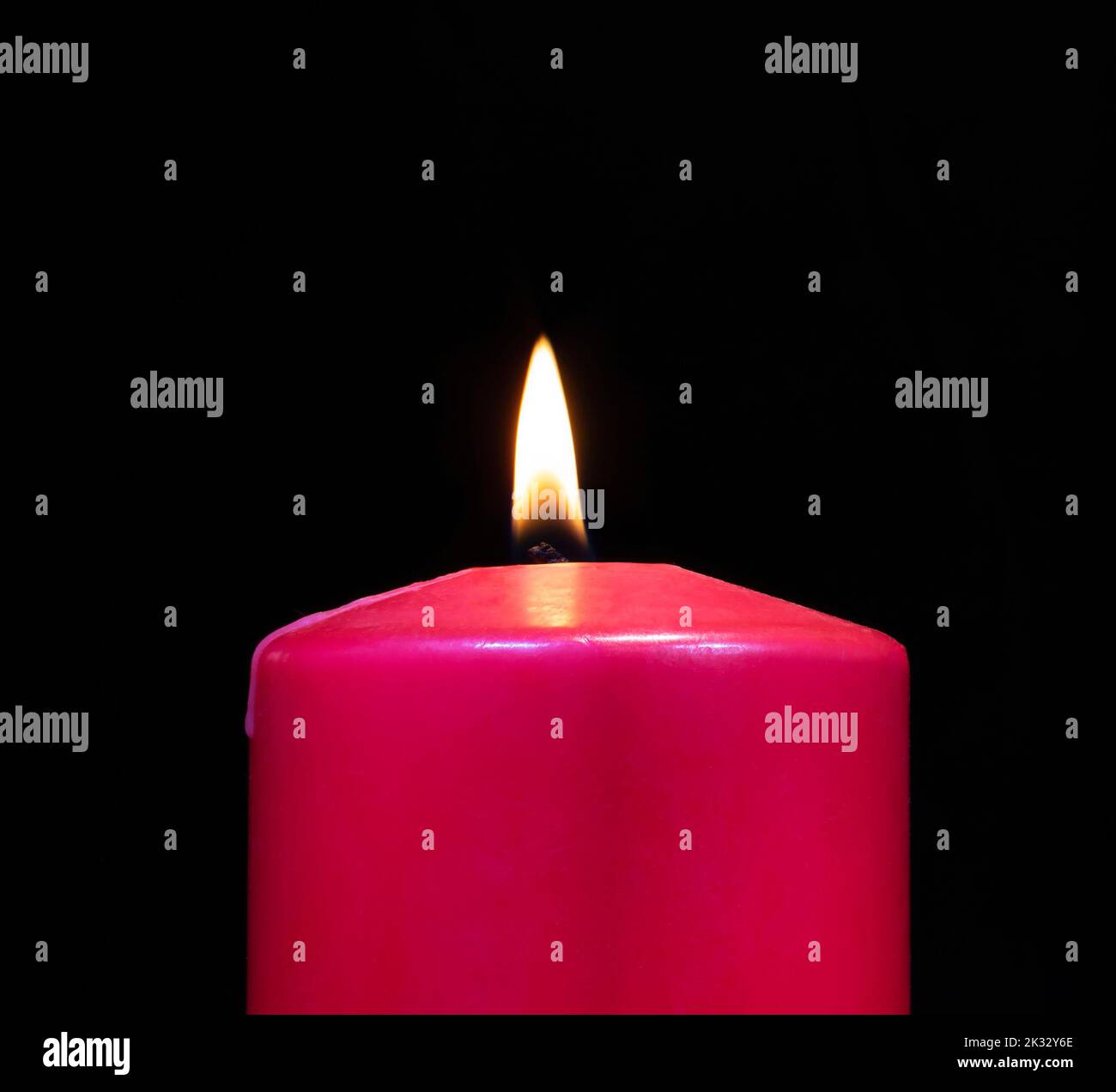 Red prayer candle melting hi-res stock photography and images - Alamy