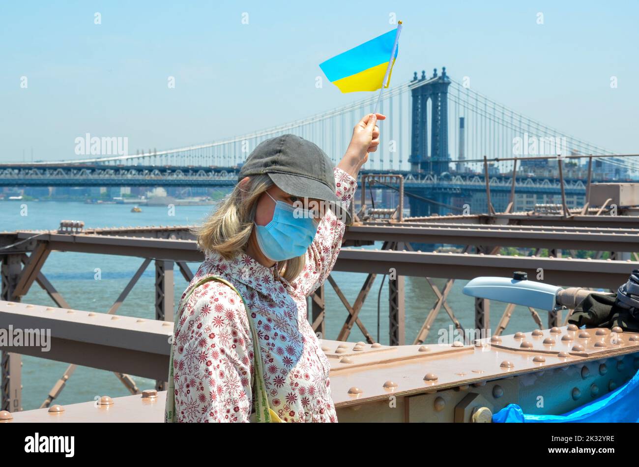 Brooklyn bridge celebration hi-res stock photography and images - Alamy