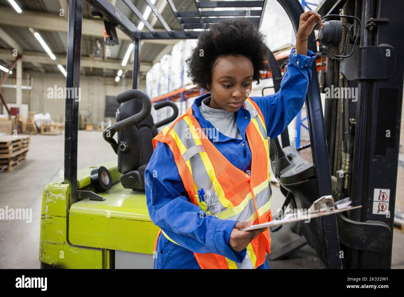 Forklift safety vest hi-res stock photography and images - Alamy