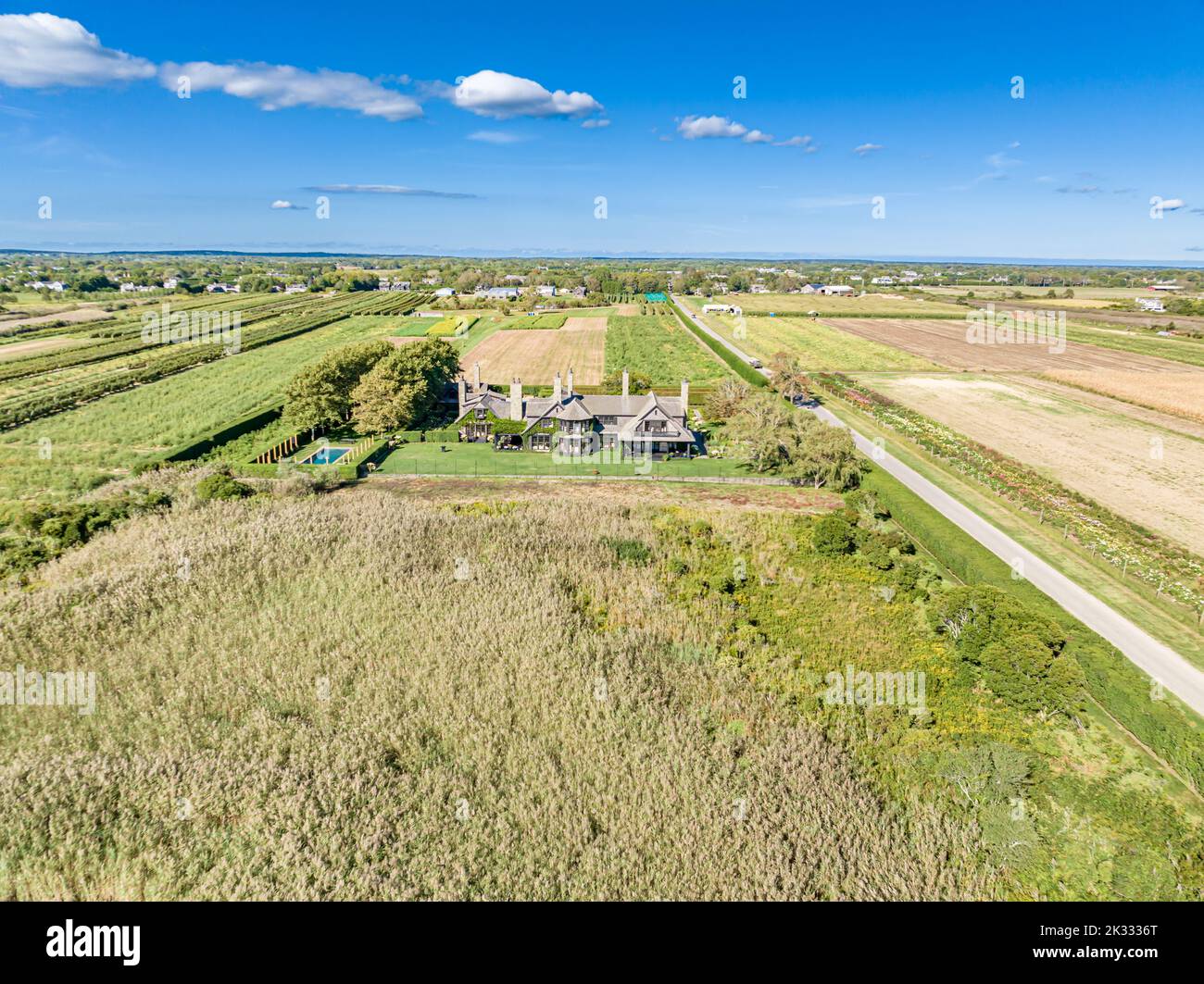 Aerial mansion house bay hi-res stock photography and images - Alamy