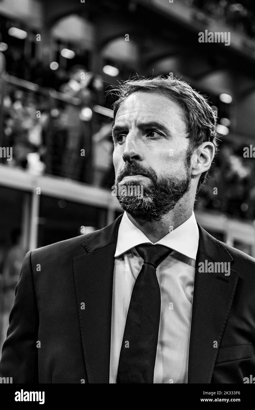 Gareth southgate coach Black and White Stock Photos & Images - Alamy