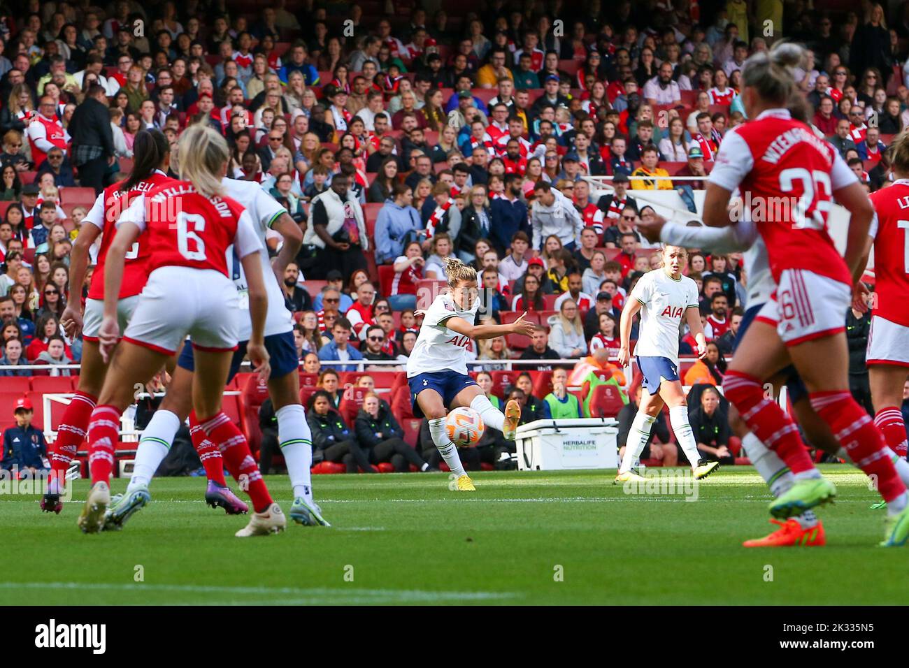 24th September 2022: Emirates Stadium, London, England; Women Super ...