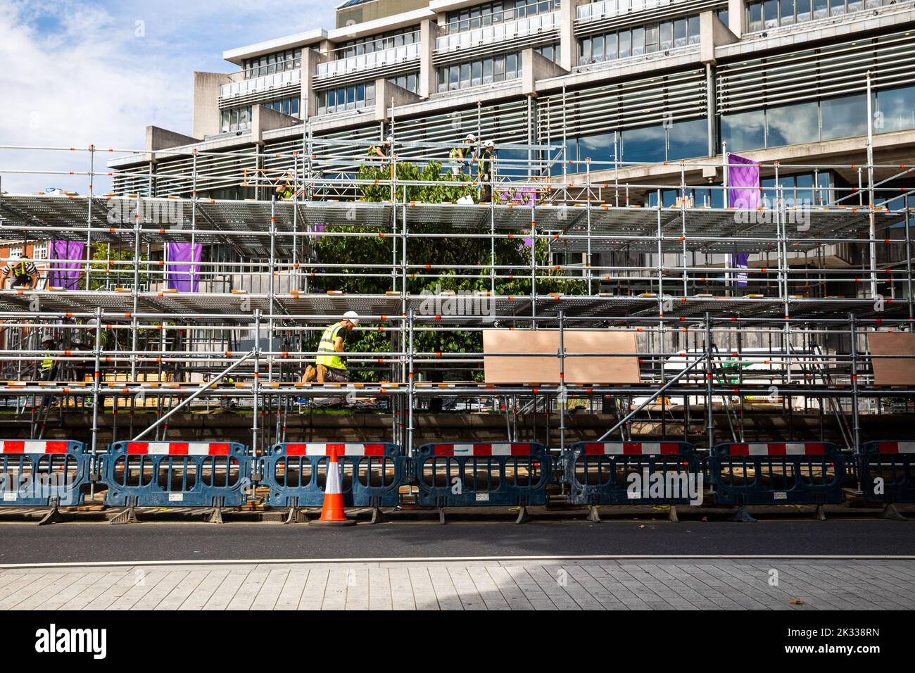Scaffolding in London, UK Stock Photo - Alamy