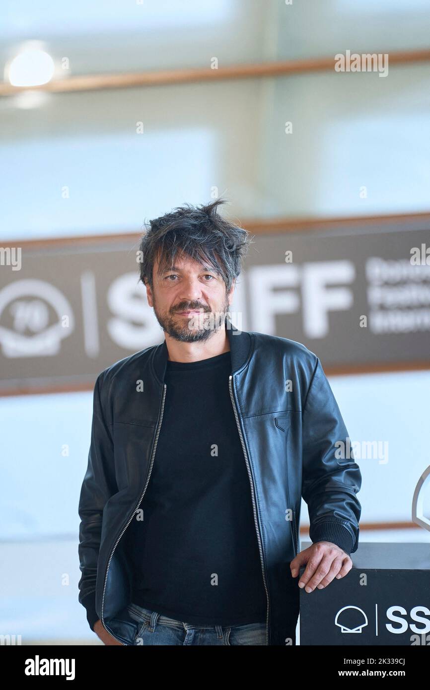 Oriol Paulo attended 'Los renglones torcidos de Dios' Photocall during ...