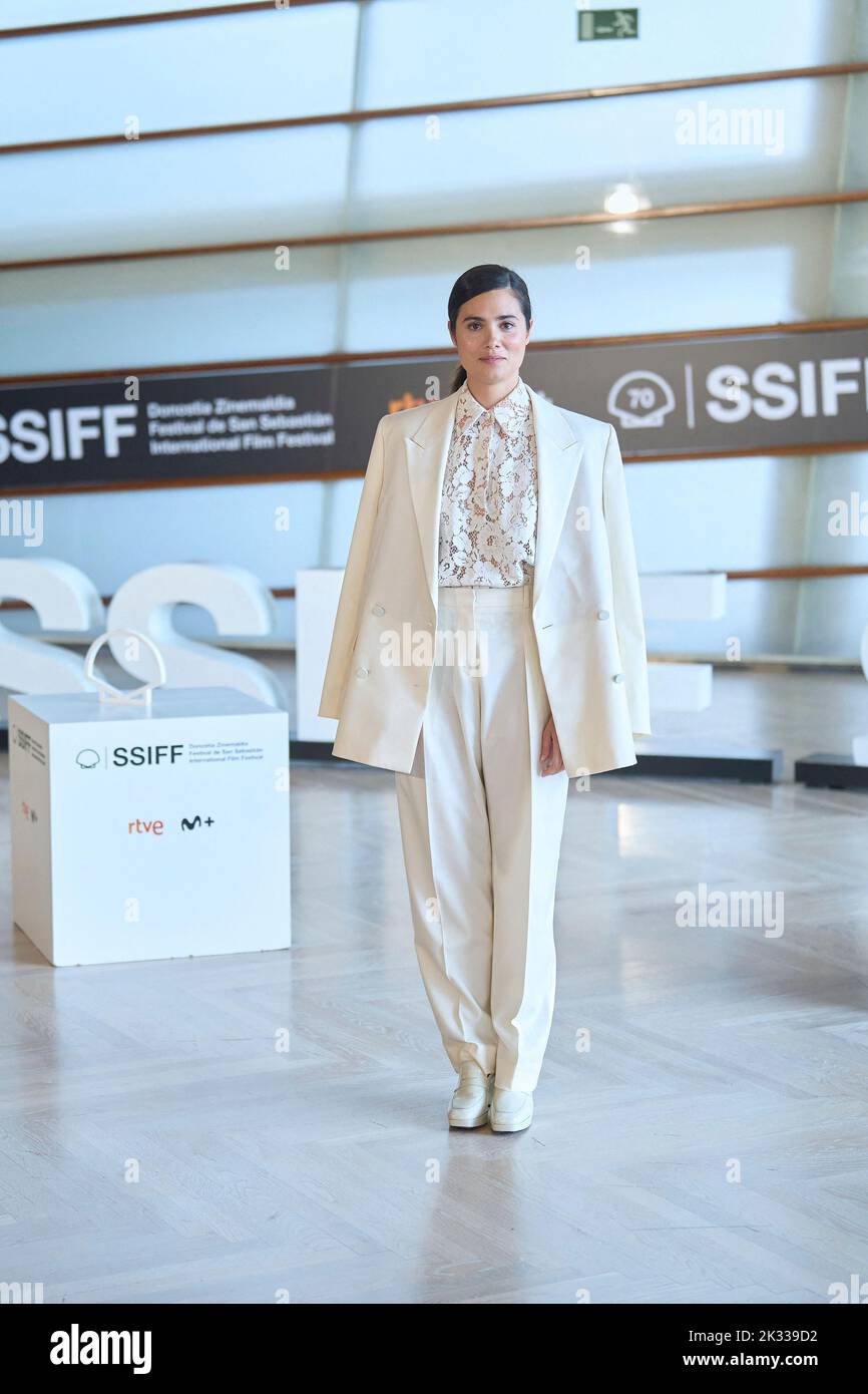 Loreto Mauelon attended 'Los renglones torcidos de Dios' Photocall ...