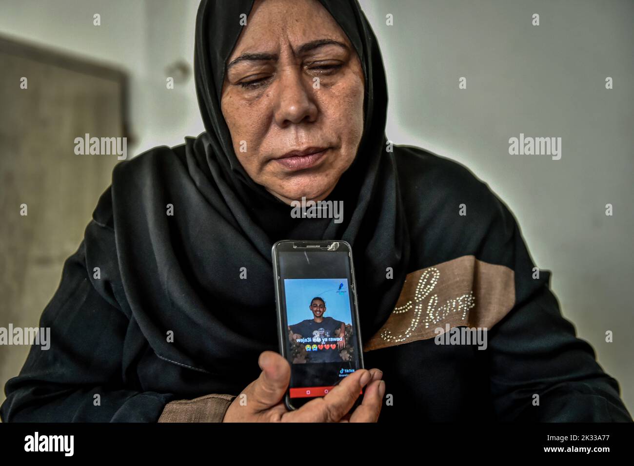 Beirut, Lebanon. 24th Sep, 2022. The mother of a Palestinian young man ...