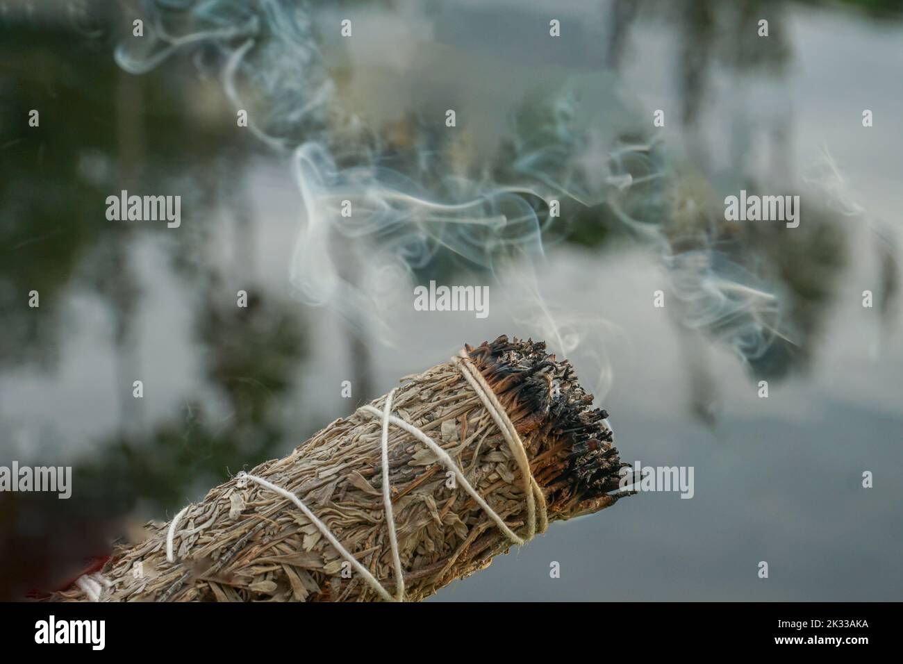 Native smudging ceremony hi-res stock photography and images - Alamy