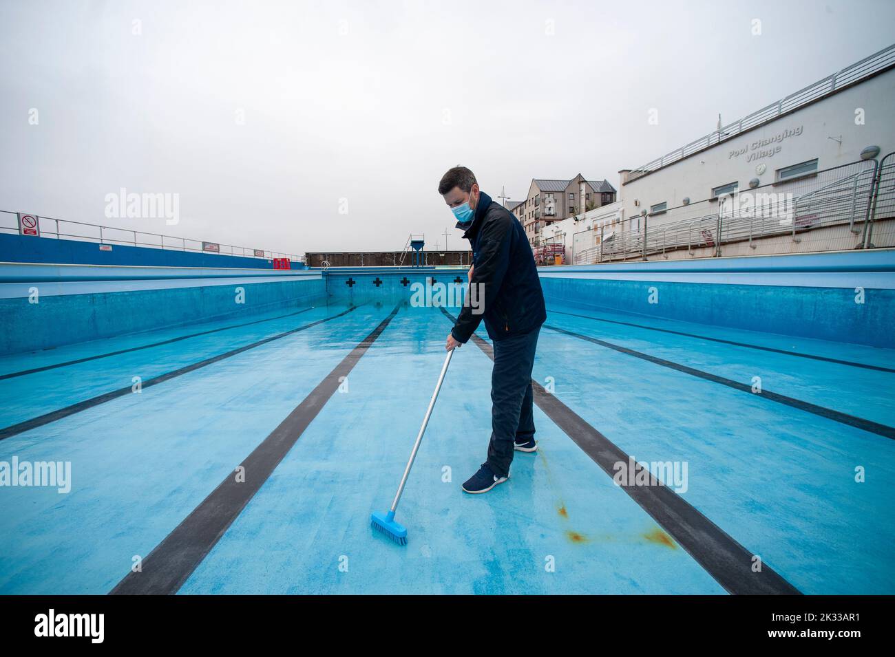 OUTDOOR SWIMMING POOL/LIDO AT GOUROCK...GOUROCK OUTDOOR POOL IS A SALT ...