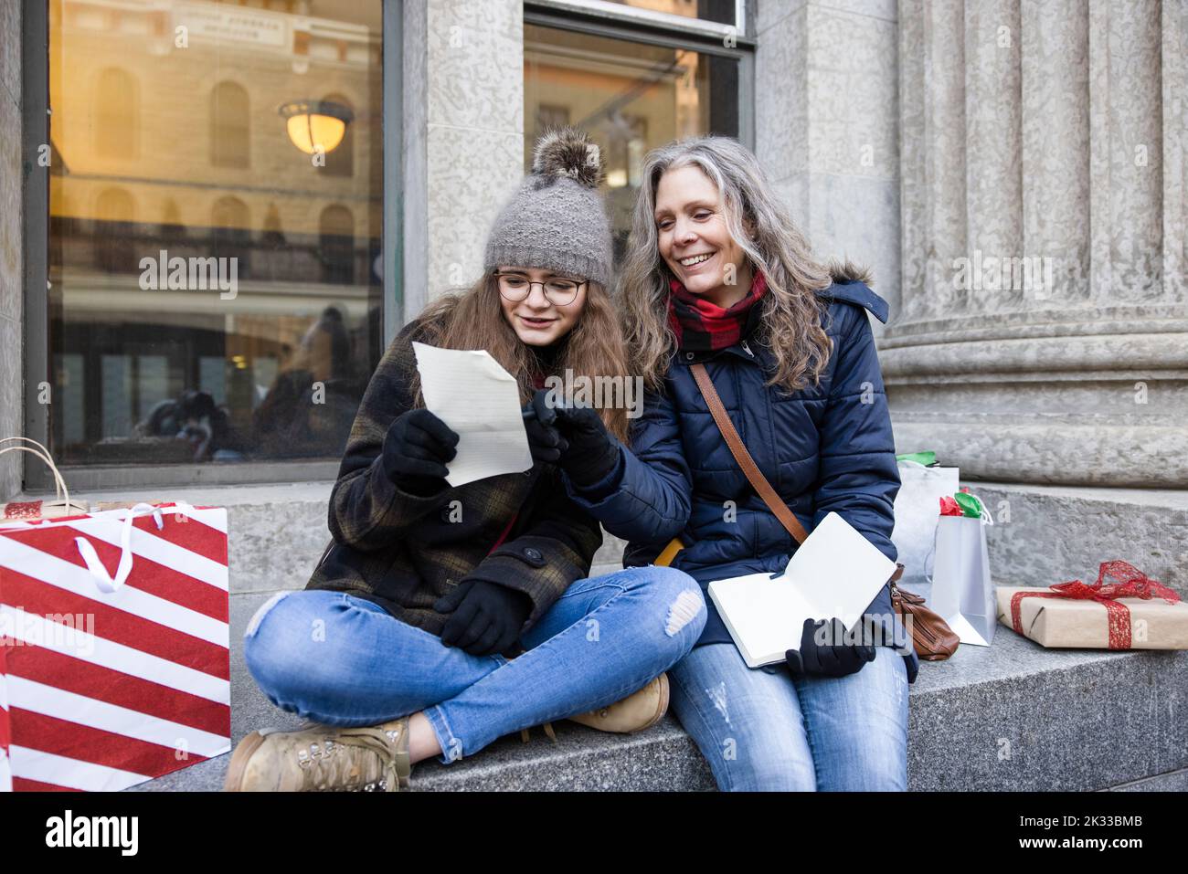 Hat check girl hi-res stock photography and images - Alamy