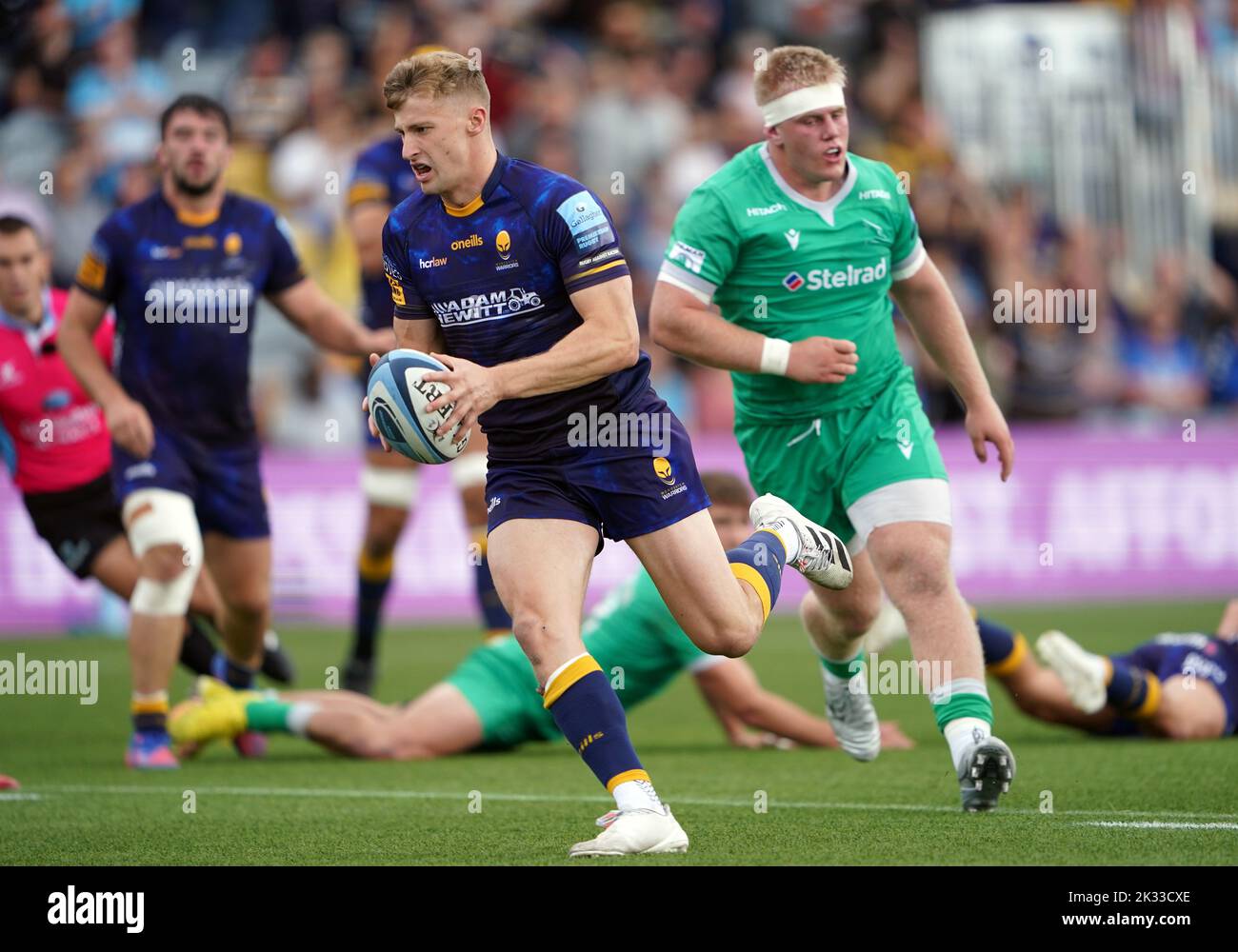 Alex hearle of worcester warriors hi-res stock photography and images ...