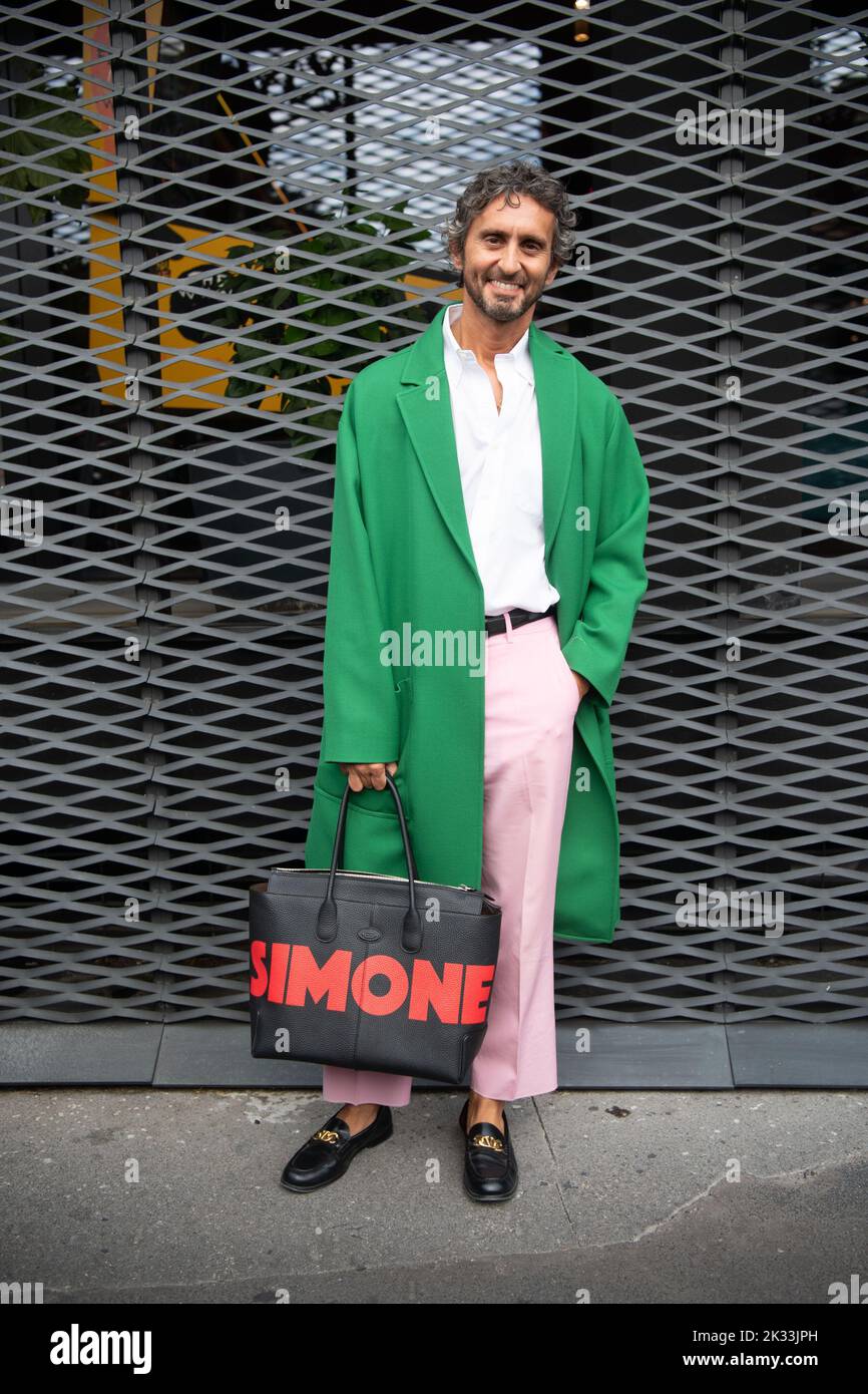 Simone Marchetti Milan Fashion Week - Women S/S 2023 Gucci Fashion Show ...