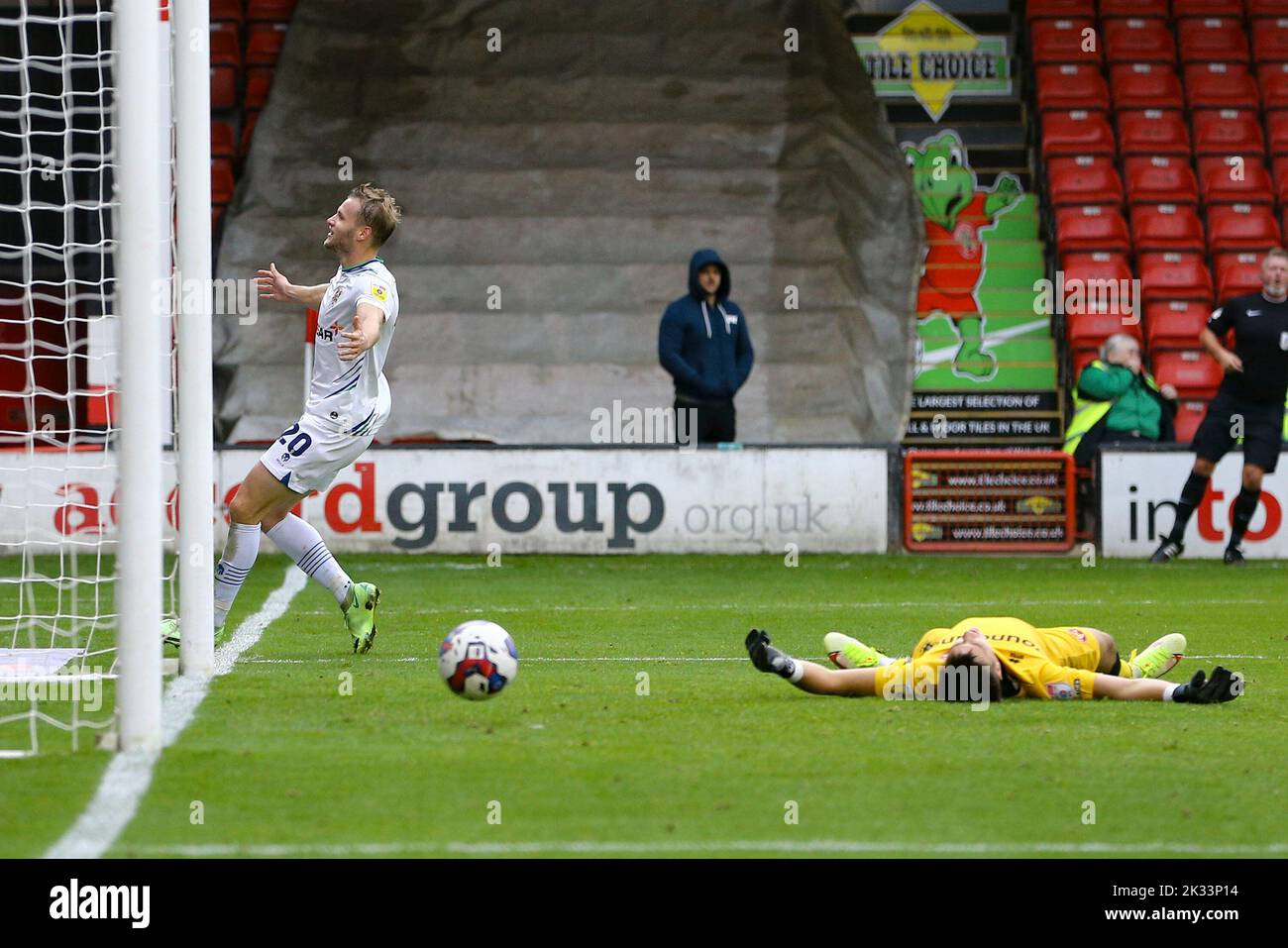 Poundland bescot stadium hi-res stock photography and images - Alamy