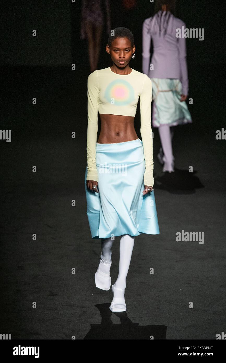 Milan Fashion Week - Women S/S 2023 Sportmax Fashion Show - Catwalk ...