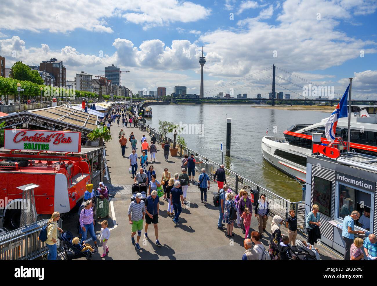 Rhine River Walk (Rheinuferpromenade), Dusseldorf, Germany Stock Photo ...