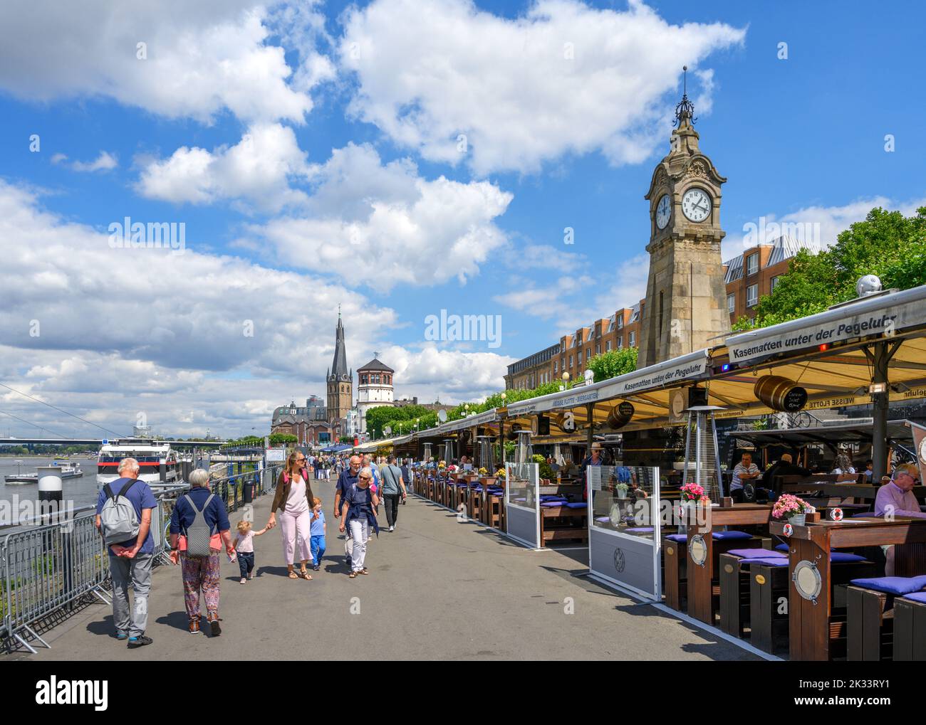 Clock tower dusseldorf hi-res stock photography and images - Alamy